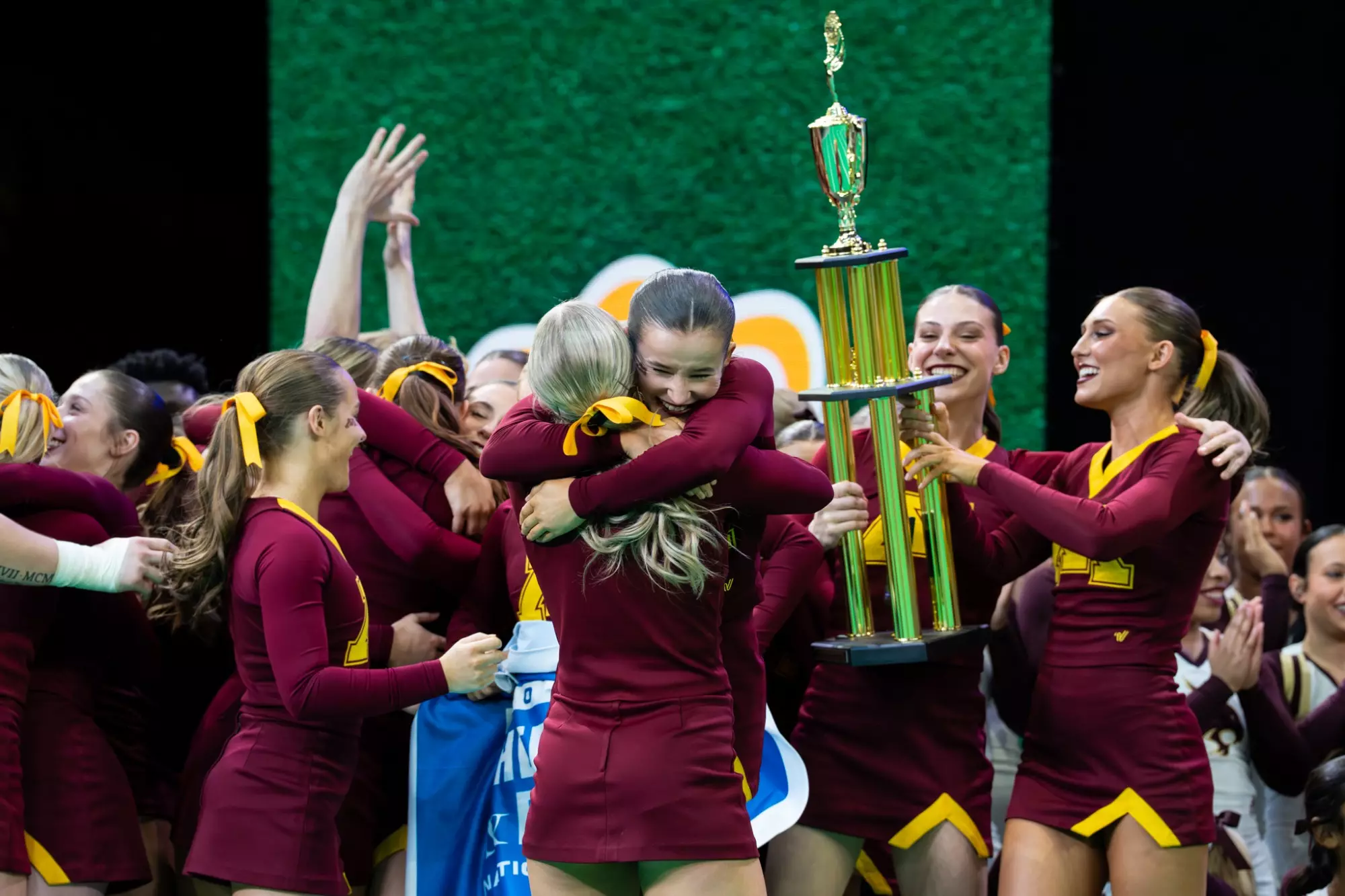 Gopher spirit squad, dance team, and Goldy make mark at nationals ...